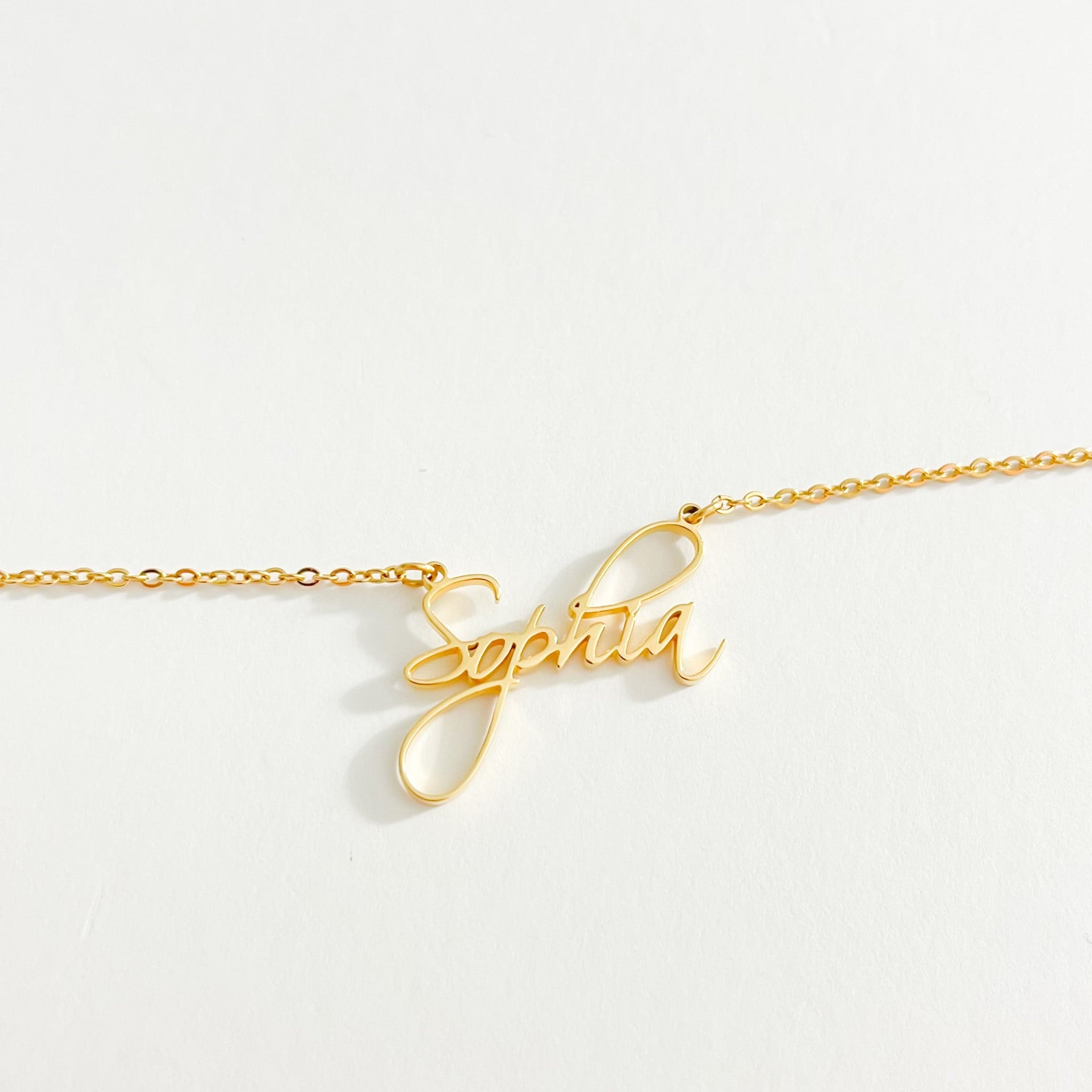 The Personalised Cursive Name Necklace | Custom Jewellery - ROSOKI – ROSOKI